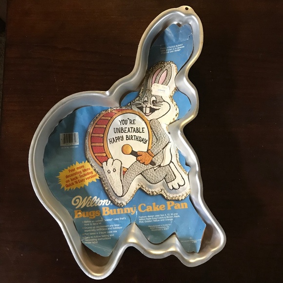 Wilton | Kitchen | Wilton Bugs Bunny Playing Drum Cake Pan 52357 | Poshmark